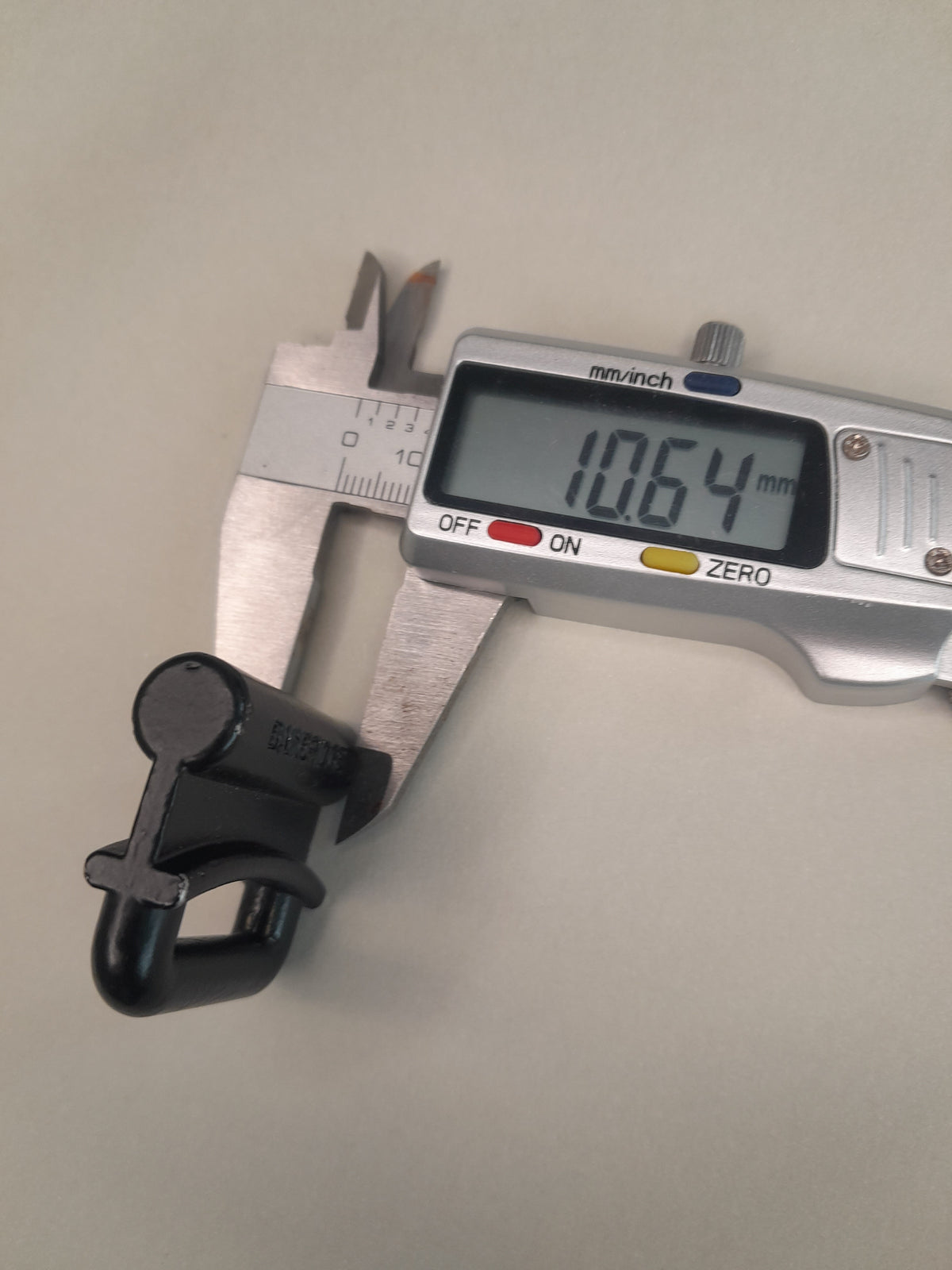 10.5mm Steel Sail Slug #WF-B037 — Sail Exchange