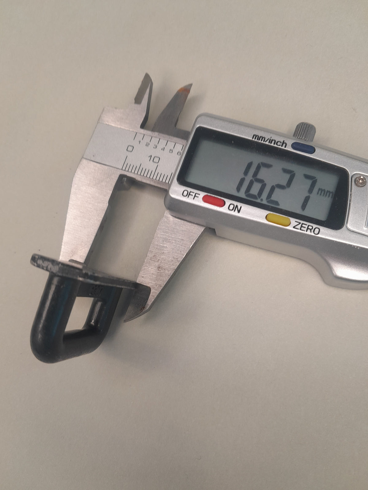 16mm Steel Sail Slide #WF-B307 — Sail Exchange