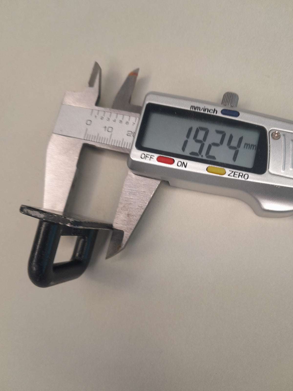 19.5mm Steel Sail Slide #WF-B308 — Sail Exchange